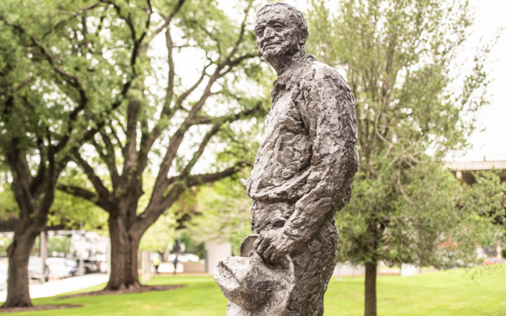 Carpenter Park Reopens as the Largest Park in Downtown Dallas ...
